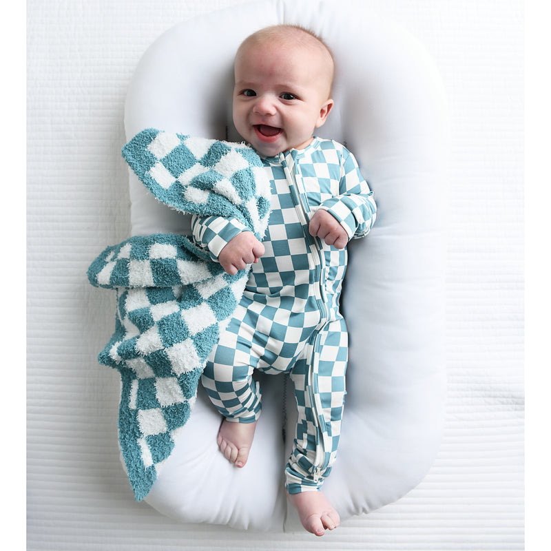 Zips – Gigi and Max