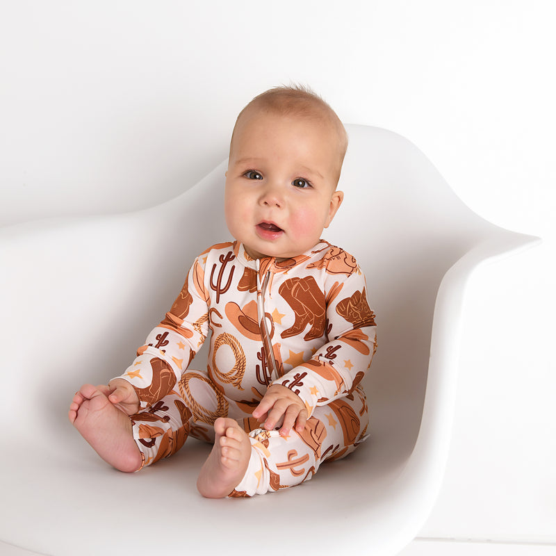 Zips – Gigi and Max