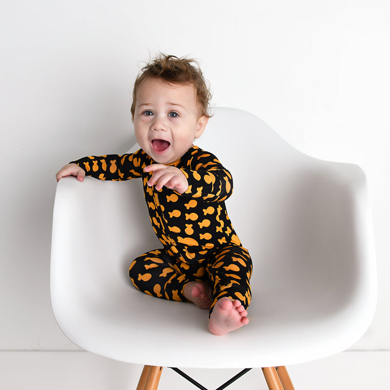 Zips – Gigi and Max